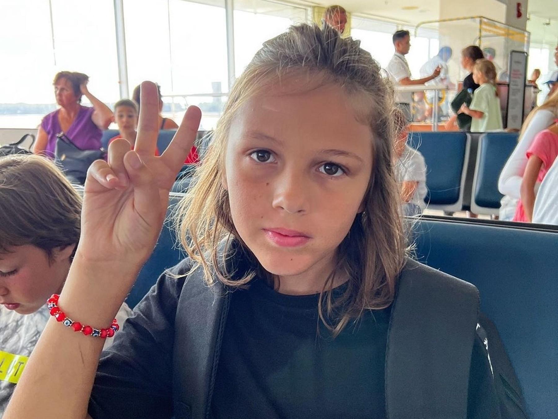 Старшего сына Полины и Дмитрия Дибровых сравнили с девочкой » DonDay