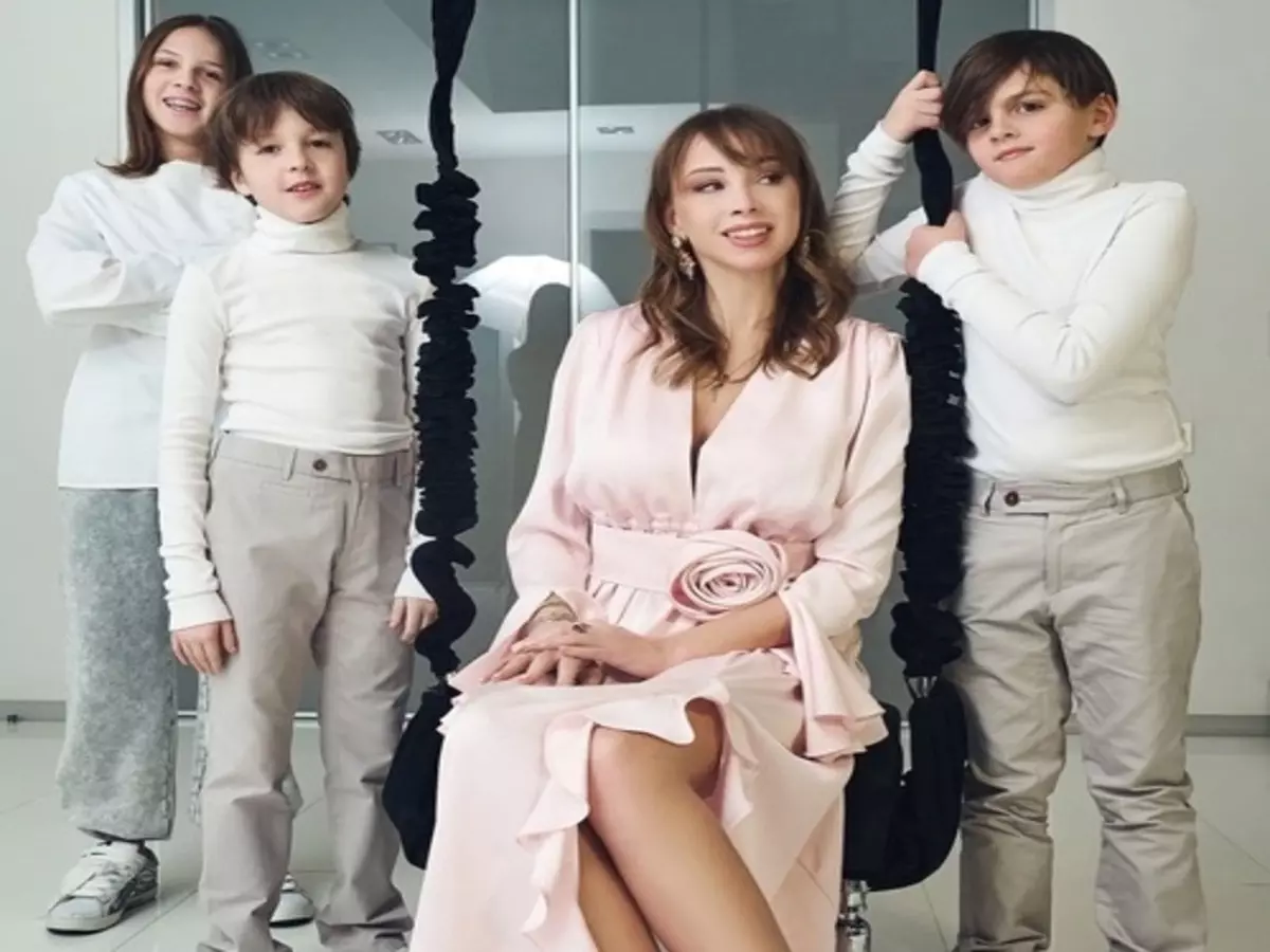 Полина Диброва устроила семейную фотосессию без мужа » DonDay