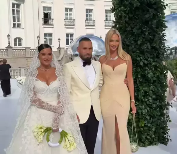 Ксения Бородина вступилась за мужа после скандала из-за фото с Лопыревой » DonDay